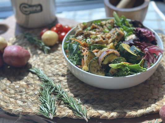 BOLTIFUL FRESH KITCHEN - Updated December 2025 - 449 Photos & 320 ...