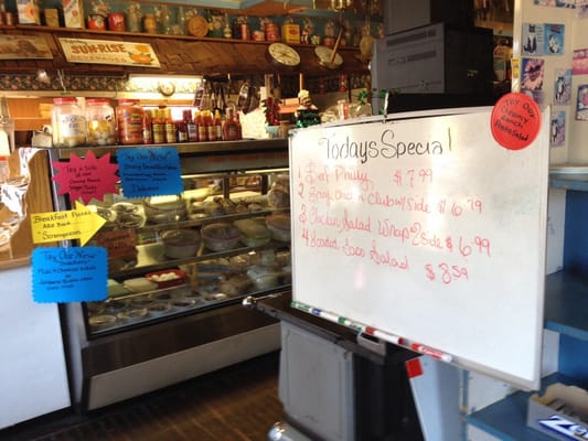 BIXBY COUNTRY STORE - Updated July 2025 - 2569 Hwy 32, Boss, Missouri ...