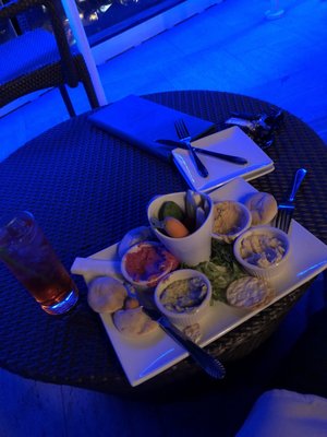 LEVEL 11 ROOFTOP BAR & LOUNGE - 343 Photos & 158 Reviews - 5250 Gulf ...