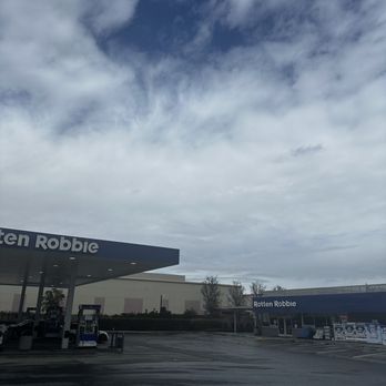 ROTTEN ROBBIE - Updated December 2025 - 42 Photos & 92 Reviews - 3471 ...