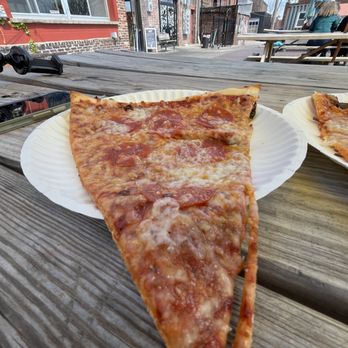 GRINDERS - Updated July 2025 - 678 Photos & 786 Reviews - 417 E 18th St ...