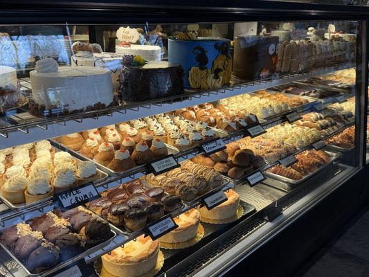 RISPOLI BAKERY - Updated February 2025 - 44 Photos & 44 Reviews - 1103 ...