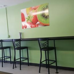 FRESH TREATS GOURMET BISTRO - Updated October 2025 - 224 Reviews & 142 ...