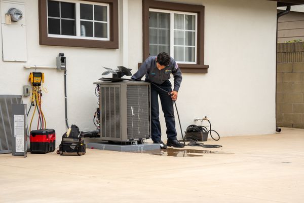 FETCH A TECH - Updated September 2025 - 95 Photos & 117 Reviews - 5075 ...