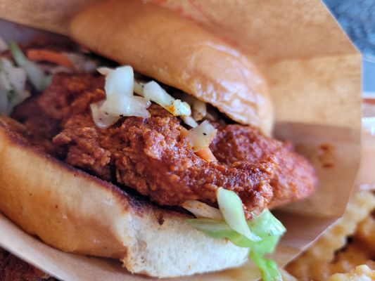 MAIN CHICK HOT CHICKEN - Updated July 2025 - 453 Photos & 503 Reviews ...