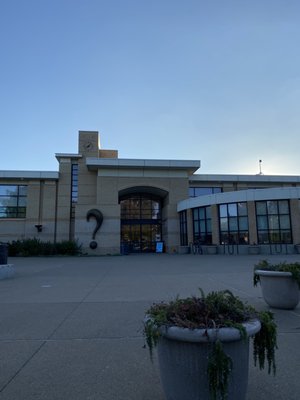 SAN LEANDRO LIBRARY - MAIN LIBRARY - Updated October 2024 - 206 Photos ...