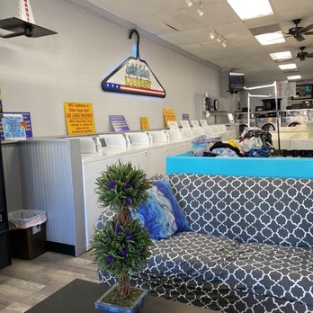 SPLISH SPLASH THE LAUNDROMAT - Updated December 2025 - 36 Photos & 36 ...