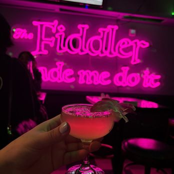 THE MEAN FIDDLER - Updated May 2024 - 977 Photos & 862 Reviews - 266 W ...