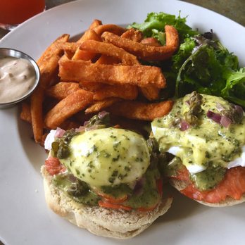 KINGFISHERS WATERFRONT BAR & GRILL - Updated December 2024 - 73 Photos ...