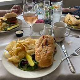 PORTERHOUSE RESTAURANT & BREW PUB - Updated June 2025 - 143 Photos ...