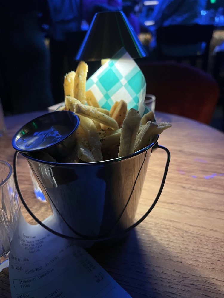 SPACEMAN - 103 Photos & 72 Reviews - 3301 Lenox Pkwy, Atlanta, Georgia ...