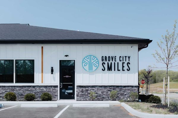 GROVE CITY SMILES - Updated July 2025 - 11 Reviews - 5775 Hoover Rd ...