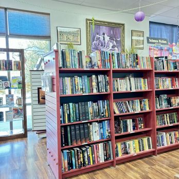 COPPER CAT BOOKS - Updated December 2025 - 159 Photos & 77 Reviews ...