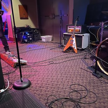 THE WELL - 270 Photos & 828 Reviews - 6255 W Sunset Blvd, Los Angeles ...