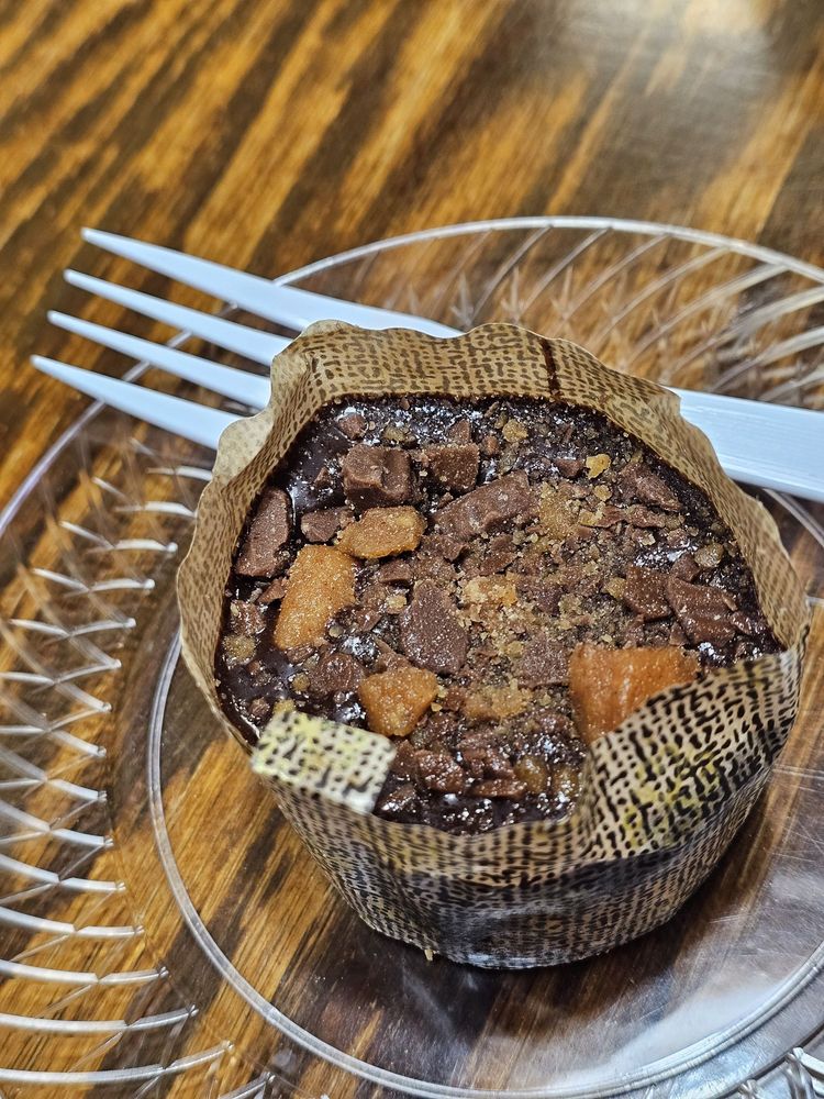 BURGER IN THE SQUARE - Updated July 2024 - 82 Photos & 142 Reviews ...