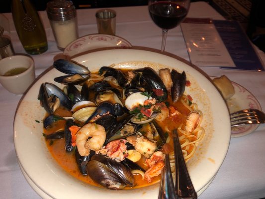 MAGGIANO’S LITTLE ITALY - 310 Photos & 616 Reviews - 1847 Freedom Dr ...