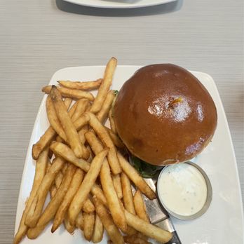 EASY EGG CAFE - Updated May 2024 - 274 Photos & 312 Reviews - 41967 ...