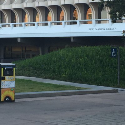 UCI LANGSON LIBRARY - Updated November 2025 - 23 Photos & 30 Reviews ...