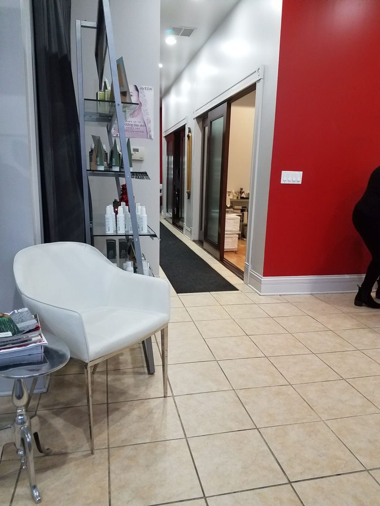 UNIVERSAL ESTHETICS BY ZIZI - Updated July 2025 - 31 Reviews - 1601 S ...