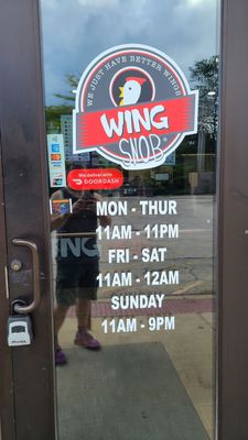 WING SNOB - Updated October 2024 - 13 Photos & 12 Reviews - 125 N ...
