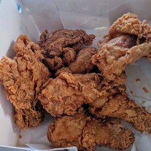 SOUTHERN CLASSIC CHICKEN - Updated September 2025 - 30 Photos - 3410 S ...