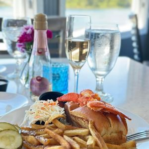 INLET SEAFOOD RESTAURANT - Updated April 2025 - 640 Photos & 505 ...