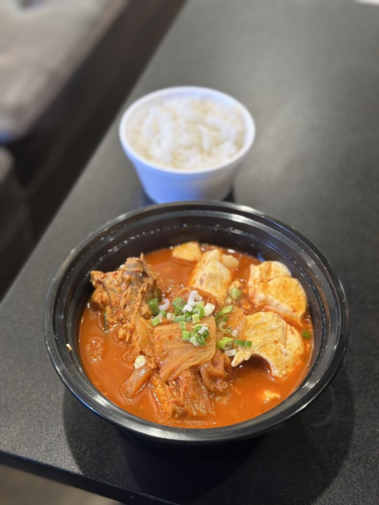 SEOUL BISTRO - Updated January 2026 - 286 Photos & 225 Reviews - 4350 ...