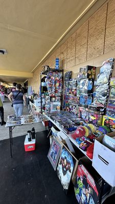 FLIPPERS CINEMA - Updated October 2025 - 75 Photos & 111 Reviews - 7001 ...