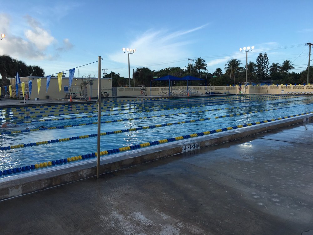 AQUA CREST POOL - Updated July 2025 - 2501 Seacrest Blvd, Delray Beach ...
