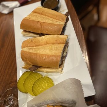 PEEKSKILL PUBLIC BAR & GRILL - Updated January 2026 - 57 Photos & 41 ...