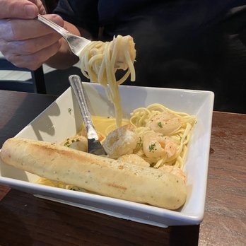 MARATHON GRILL & ALE HOUSE - Updated January 2025 - 102 Photos & 196 ...