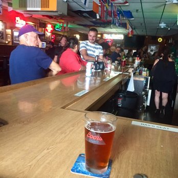 LUCKY LADY PUB - Updated April 2025 - 22 Photos & 20 Reviews - 211 ...