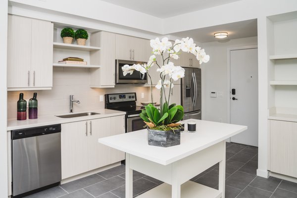 MODERA EDGEWATER - Updated December 2025 - 72 Photos & 33 Reviews - 455 ...