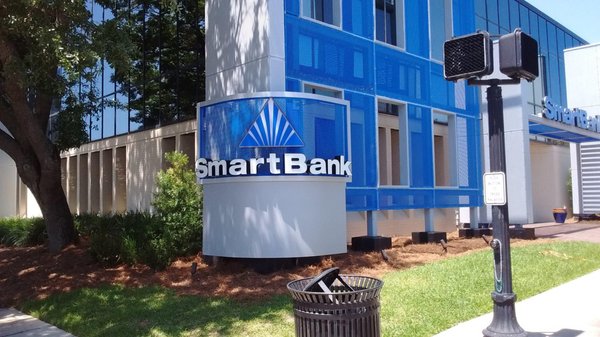 SMARTBANK - Updated June 2026 - 27 Photos - 1011 Pkwy, Sevierville ...
