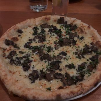 GIULIA - Updated March 2025 - 347 Photos & 205 Reviews - 215 S 4th St ...