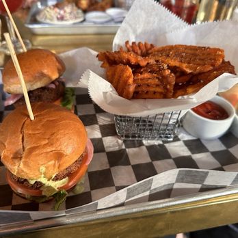 UKIAH BREWING COMPANY - Updated April 2025 - 461 Photos & 507 Reviews ...