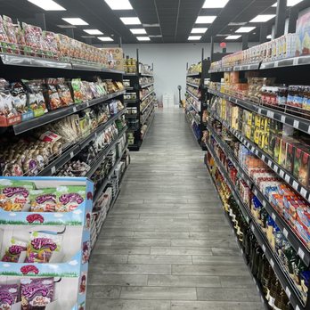 JERUSALEM INTERNATIONAL MARKET - Updated October 2024 - 17 Photos ...