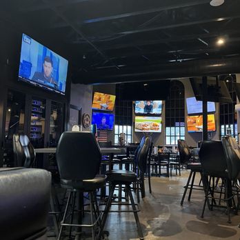 THE DERBY ROOM - Updated December 2025 - 383 Photos & 414 Reviews ...