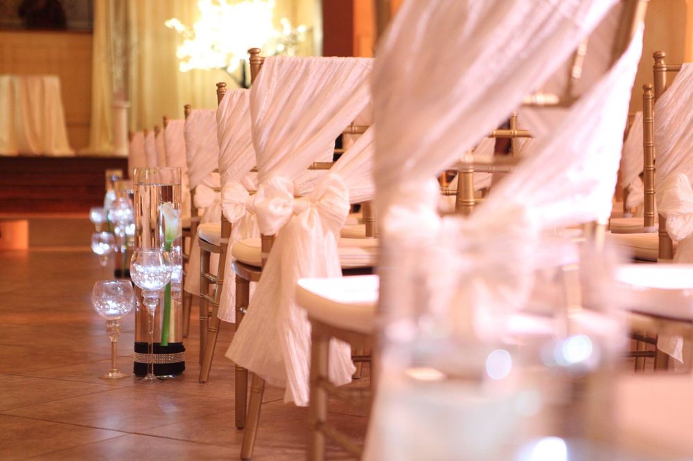 SILKS BY CILLA - Updated April 2025 - 32 Photos - 2403 Francis St ...