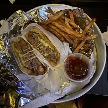 KATY TRAIL ICE HOUSE - Updated July 2024 - 869 Photos & 1197 Reviews ...