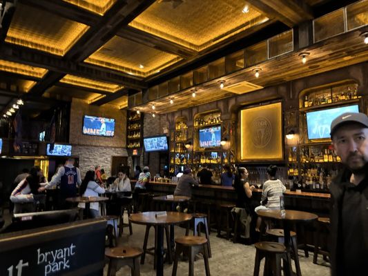 STOUT NYC - Updated July 2025 - 190 Photos & 84 Reviews - 109 West 39th ...