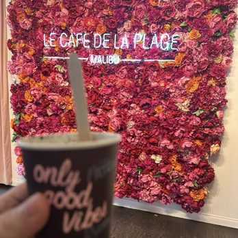 LE CAFE DE LA PLAGE - Updated August 2024 - 1185 Photos & 380 Reviews ...