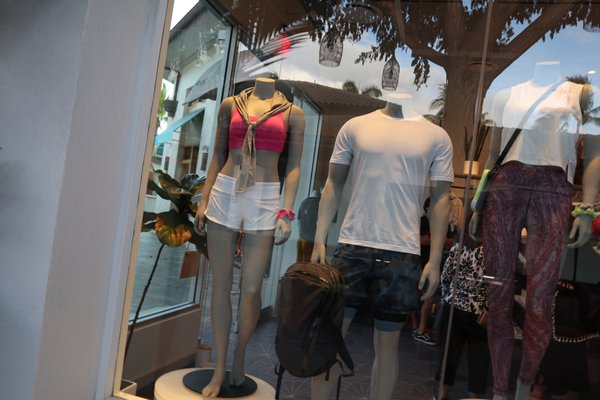 LULULEMON STORE - Updated August 2025 - 197 Photos & 28 Reviews - 3750 ...