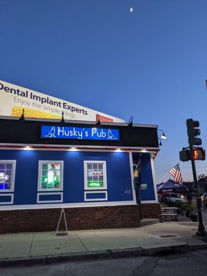 HUSKY’S PUB - Updated October 2025 - 413 Park Ave, Worcester ...
