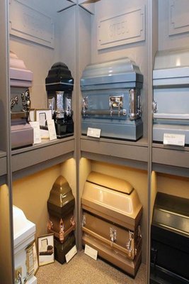 YOUNG-NICHOLS FUNERAL HOME - Updated February 2025 - 20 Photos - 216 W ...