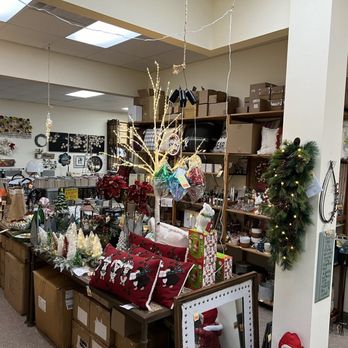 RED TAG OUTLET - Updated March 2025 - 2489 N Hwy 16, Denver, North ...