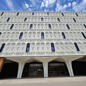 OC PUBLIC LIBRARY - BREA BRANCH - Updated February 2025 - 13 Photos ...