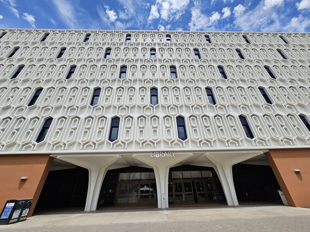 PAULINA JUNE AND GEORGE POLLAK LIBRARY - Updated August 2024 - 11 ...