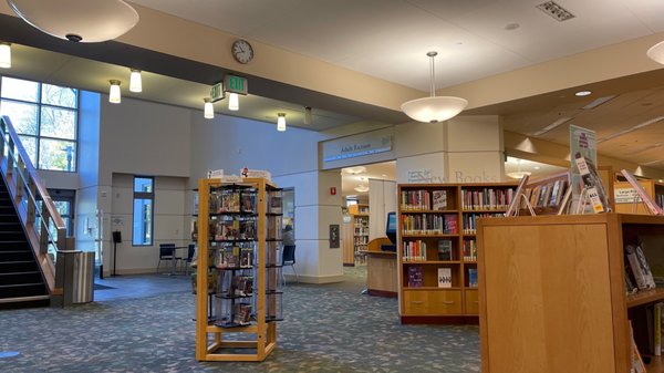 SANTA CLARA CITY LIBRARY - Updated December 2025 - 285 Photos & 229 ...