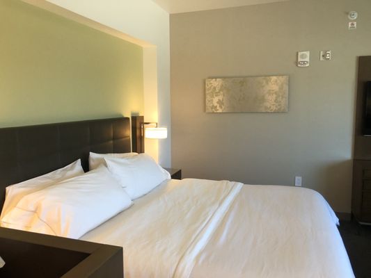 ELEMENT FARGO - Updated June 2024 - 63 Photos & 43 Reviews - 925 19th ...